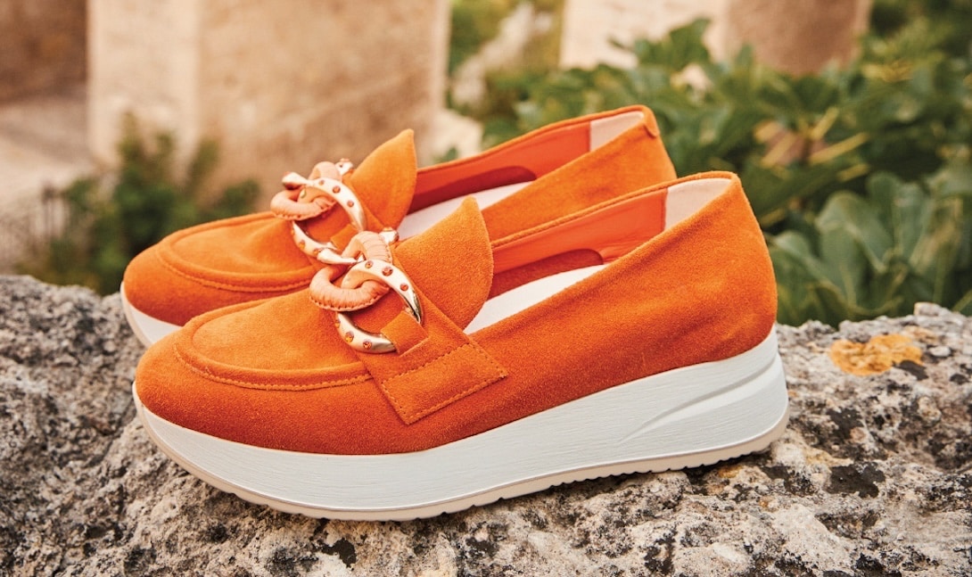 Scarpe comode (anche eleganti) per chi ha l’alluce valgo: modelli ...